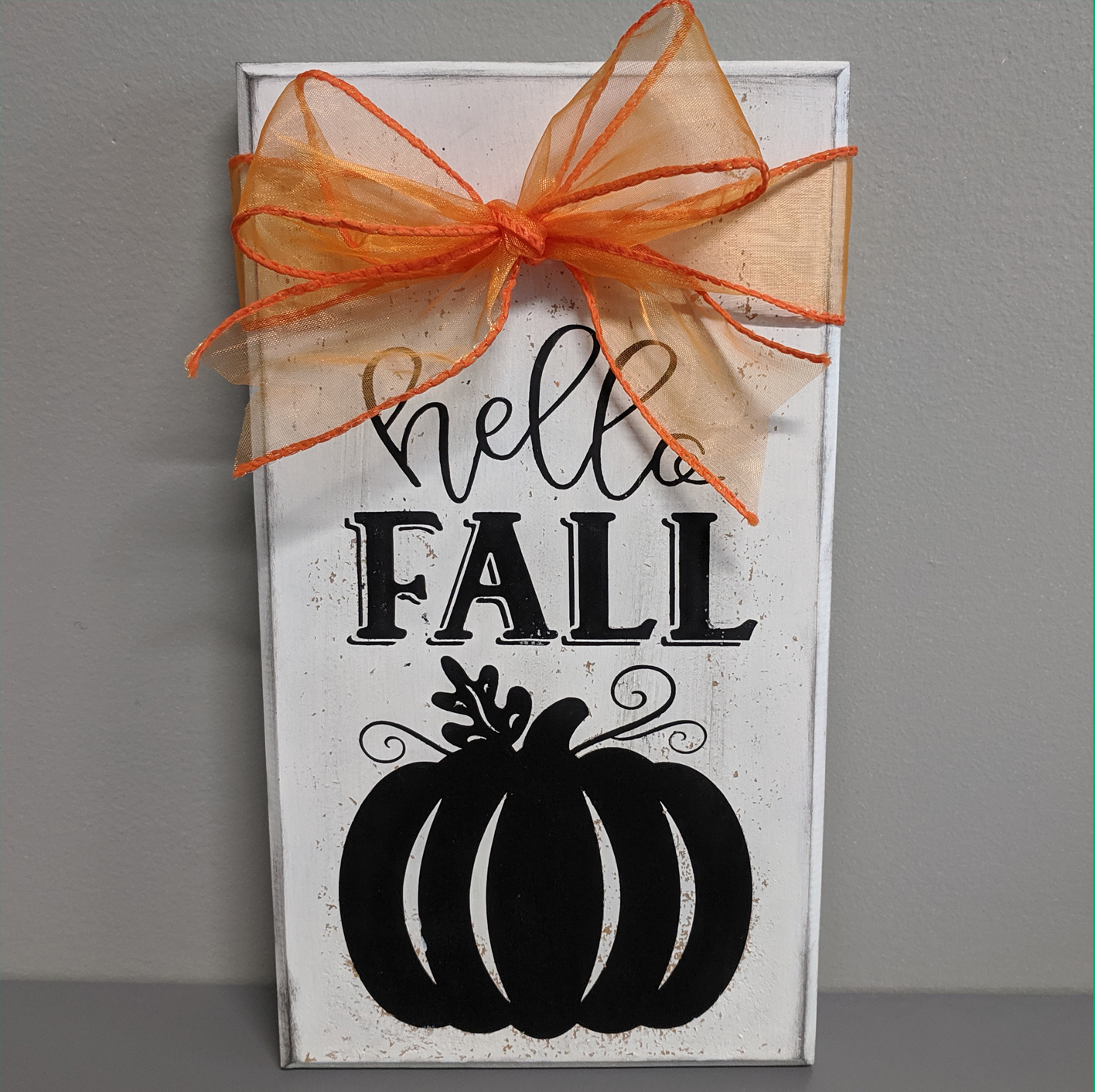 Hello Fall Sign - Crafty Canada Studio